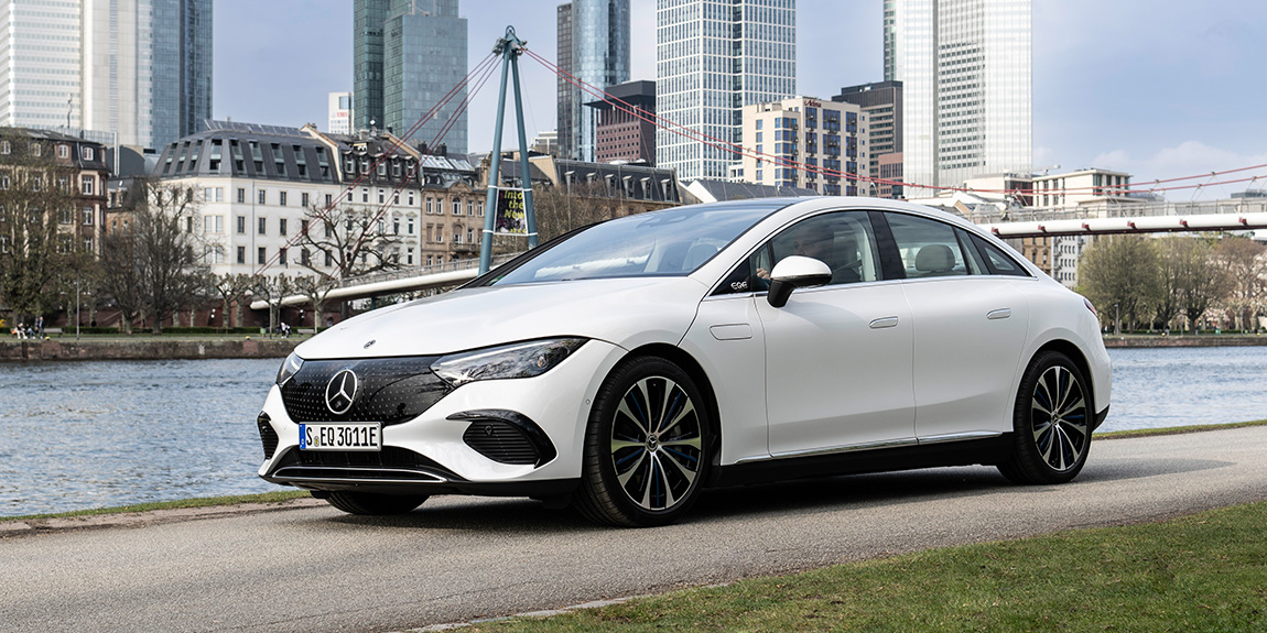 デイリーユースからロングドライブまで。メルセデスのDNAを受け継いだ“EQE” | 自動車 | LEON レオン オフィシャルWebサイト