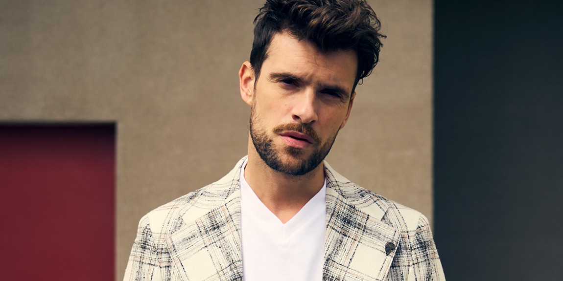 夏のジャケット姿を魅せるTシャツです！ | 買えるLEON | LEON レオン オフィシャルWebサイト