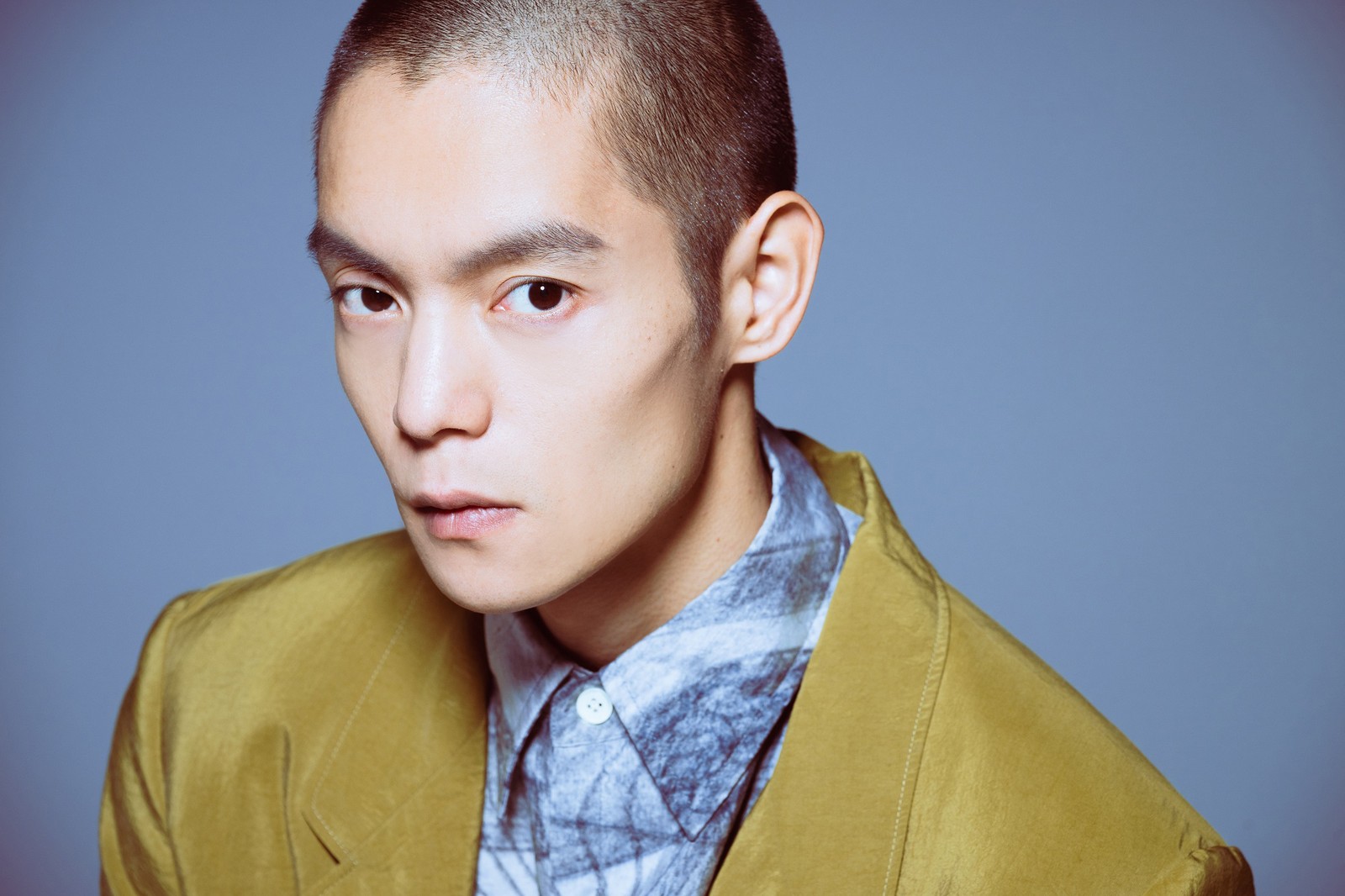 窪田正孝「今はモノに興味なし。家の中はすっからかんで人間関係も断捨離中です」 著名人 Leon レオン オフィシャルwebサイト