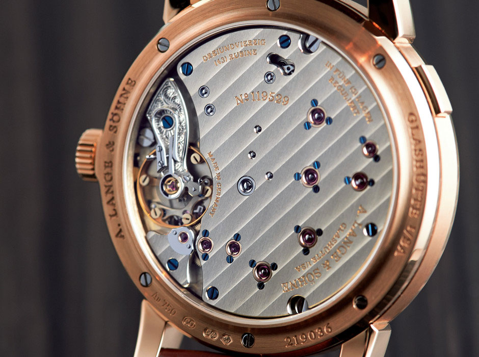 個性を求めてデザインコードを強く打ち出す | メンズウォッチ（腕時計） | LEON レオン オフィシャルWebサイト